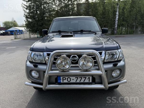 Zils Nissan Patrol 2004 Ogre, ar dzinēja tilpumu 3.00 L un nobraukumu 370 tūkst. km par 10200 €, foto 7 vietnē AUTOMOTO.COM.LV