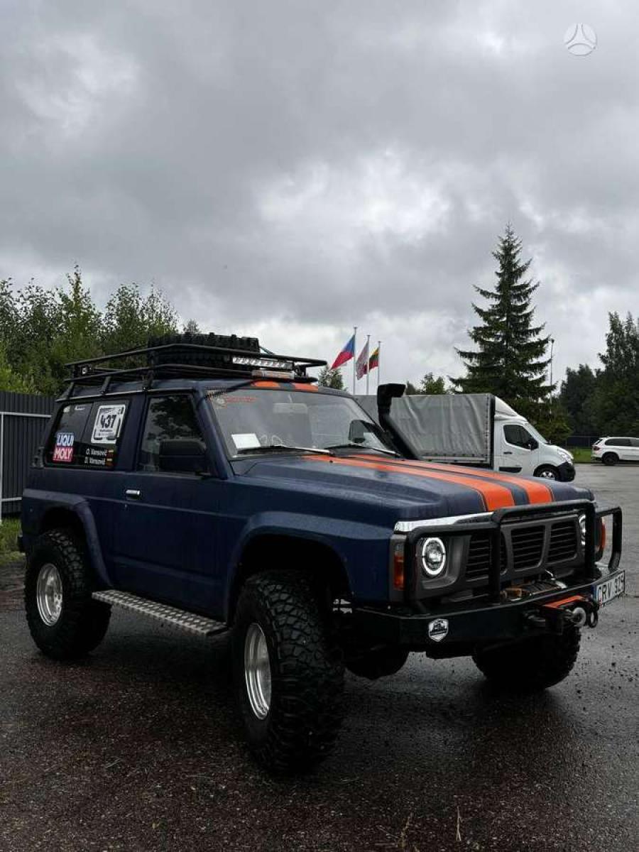 Синий Ниссан Патрол 1993 в Висагинас, объемом двигателя 2.80 л и пробегом 315 тыс. км за 9000 €, фото 6 на AUTOMOTO.COM.LV