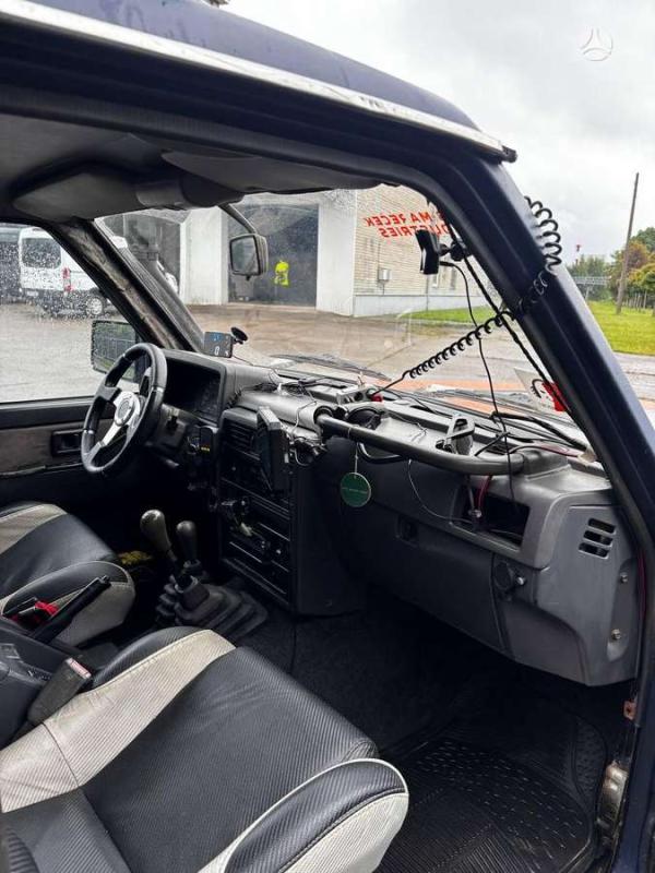 Blue Nissan Patrol 1993 in Visaginas, with an engine capacity of 2.80 L and mileage of 315 thousand km for 9000 €, photo 10 on AUTOMOTO.COM.LV