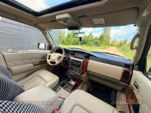 Brown Nissan Patrol 2004 in Rapla, with an engine capacity of 3.00 L and mileage of 231 thousand km for 10499 €, photo 10 on AUTOMOTO.COM.LV