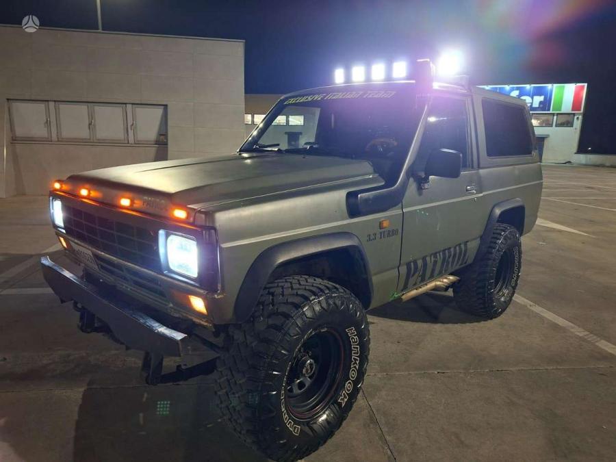 Nissan Patrol 1987 Kauņa, ar dzinēja tilpumu 3.30 L un nobraukumu 170 tūkst. km par 10500 €, foto 1 vietnē AUTOMOTO.COM.LV
