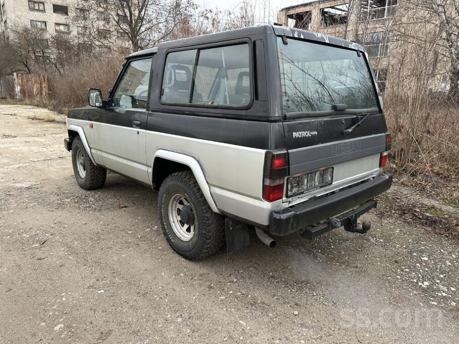 Nissan Patrol 1992 Rīga, ar dzinēja tilpumu 2.80 L un nobraukumu 300 tūkst. km par 3100 €, foto 3 vietnē AUTOMOTO.COM.LV