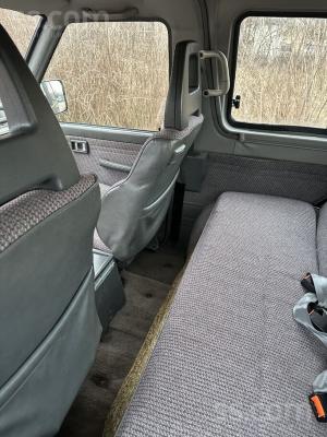 Nissan Patrol 1992 Rīga, ar dzinēja tilpumu 2.80 L un nobraukumu 300 tūkst. km par 3100 €, foto 14 vietnē AUTOMOTO.COM.LV