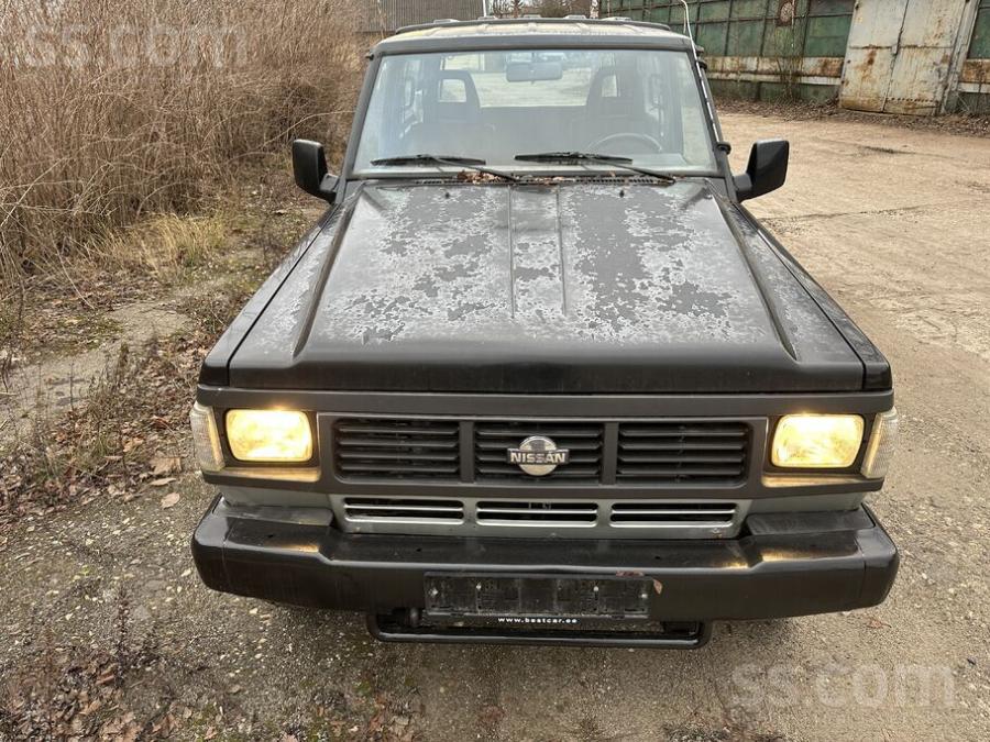 Nissan Patrol 1992 Rīga, ar dzinēja tilpumu 2.80 L un nobraukumu 300 tūkst. km par 3100 €, foto 20 vietnē AUTOMOTO.COM.LV