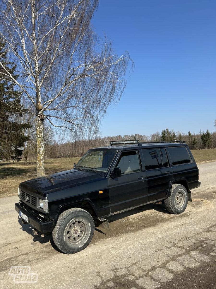 Nissan Patrol 1993 Biržai, ar dzinēja tilpumu 2.80 L un nobraukumu 37 tūkst. km par 4500 €, foto 3 vietnē AUTOMOTO.COM.LV