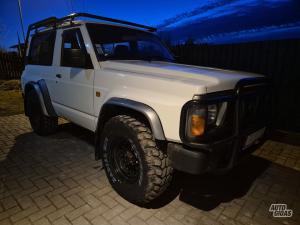 Nissan Patrol 1994 in Vilnius, with an engine capacity of 2.80 L and mileage of 231 thousand km for 10000 €, photo 4 on AUTOMOTO.COM.LV