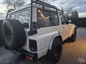 Nissan Patrol 1994 in Vilnius, with an engine capacity of 2.80 L and mileage of 231 thousand km for 8500 €, photo 4 on AUTOMOTO.COM.LV