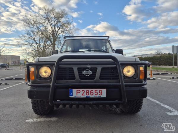 Nissan Patrol 1994 in Vilnius, with an engine capacity of 2.80 L and mileage of 231 thousand km for 8500 €, photo 6 on AUTOMOTO.COM.LV