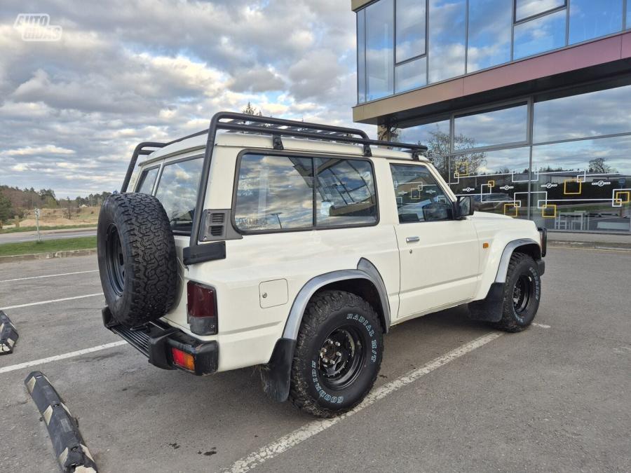 Nissan Patrol 1994 in Vilnius, with an engine capacity of 2.80 L and mileage of 231 thousand km for 8500 €, photo 8 on AUTOMOTO.COM.LV