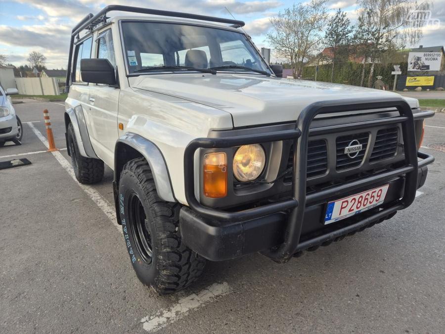 Nissan Patrol 1994 in Vilnius, with an engine capacity of 2.80 L and mileage of 231 thousand km for 8500 €, photo 14 on AUTOMOTO.COM.LV
