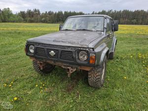 Nissan Patrol 1997 in Vilnius, with an engine capacity of 2.80 L and mileage of 26 thousand km for 3600 €, photo 5 on AUTOMOTO.COM.LV