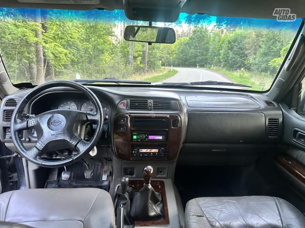 Ниссан Патрол 1999 в Варена, объемом двигателя 2.80 л и пробегом 290 тыс. км за 3200 €, фото 8 на AUTOMOTO.COM.LV