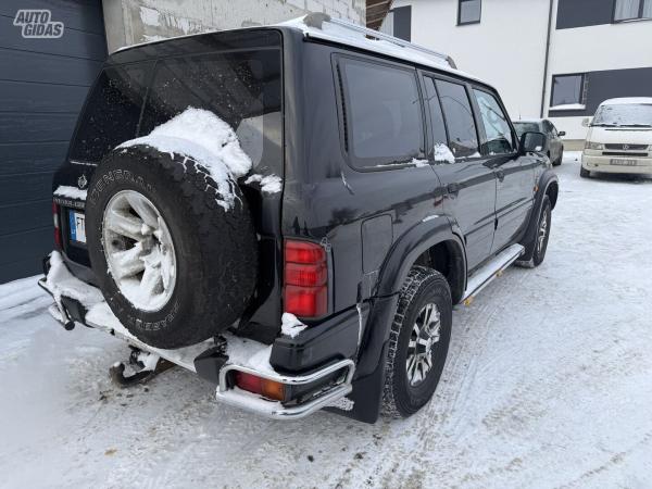 Nissan Patrol 2002 Viļņa, ar dzinēja tilpumu 3.00 L un nobraukumu 220 tūkst. km par 7600 €, foto 5 vietnē AUTOMOTO.COM.LV