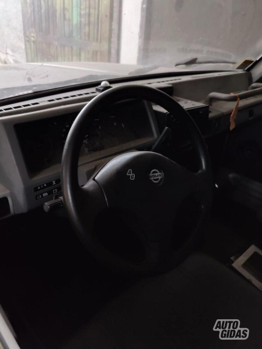Nissan Patrol 2002 Varėna, ar dzinēja tilpumu 2.70 L un nobraukumu 182 tūkst. km par 7999 €, foto 5 vietnē AUTOMOTO.COM.LV