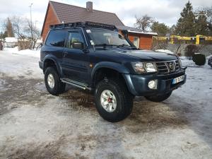 Nissan Patrol 2003 in Taurage, with an engine capacity of 3.00 L and mileage of 315 thousand km for 17000 €, photo 5 on AUTOMOTO.COM.LV