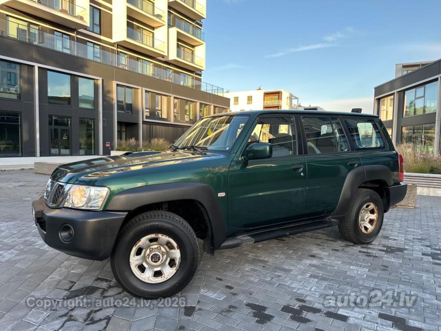 Ниссан Патрол 2006 в Таллин, объемом двигателя 3.00 л и пробегом 228 тыс. км за 11999 €, фото 4 на AUTOMOTO.COM.LV