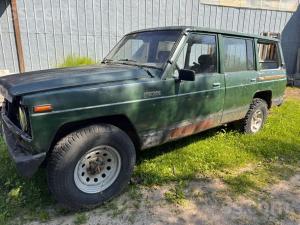 Green Nissan Patrol 1982 in Liepaja, with an engine capacity of 3.30 L and mileage of 123 thousand km for 500 €, photo 4 on AUTOMOTO.COM.LV