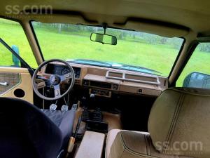 Green Nissan Patrol 1987 in Limbazi, with an engine capacity of 3.30 L and mileage of 270 thousand km for 7000 €, photo 10 on AUTOMOTO.COM.LV