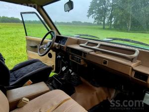 Green Nissan Patrol 1987 in Limbazi, with an engine capacity of 3.30 L and mileage of 270 thousand km for 7000 €, photo 11 on AUTOMOTO.COM.LV