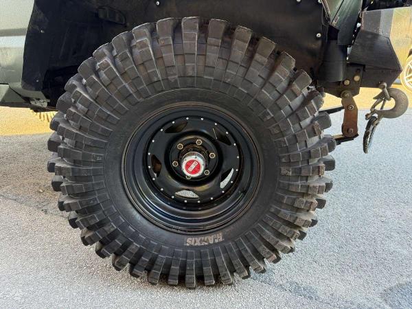 Zaļš Nissan Patrol 1990 Rīga, ar dzinēja tilpumu 2.80 L un nobraukumu 227 tūkst. km par 14999 €, foto 8 vietnē AUTOMOTO.COM.LV