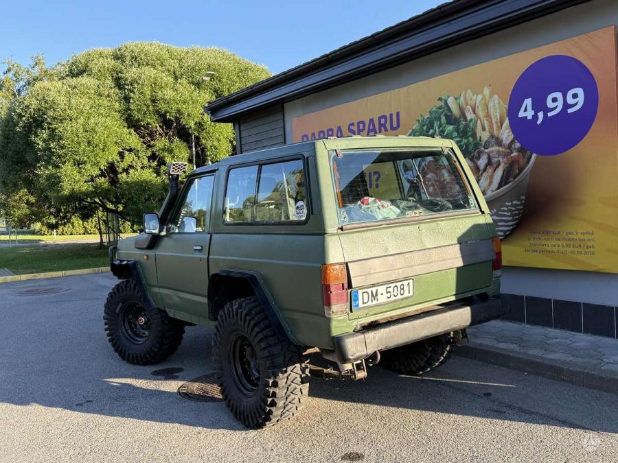 Зеленый Ниссан Патрол 1990 в Рига, объемом двигателя 2.80 л и пробегом 227 тыс. км за 14999 €, фото 4 на AUTOMOTO.COM.LV