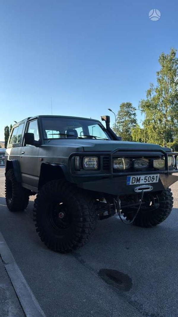 Green Nissan Patrol 1990 in Riga, with an engine capacity of 2.80 L and mileage of 227 thousand km for 14999 €, photo 7 on AUTOMOTO.COM.LV