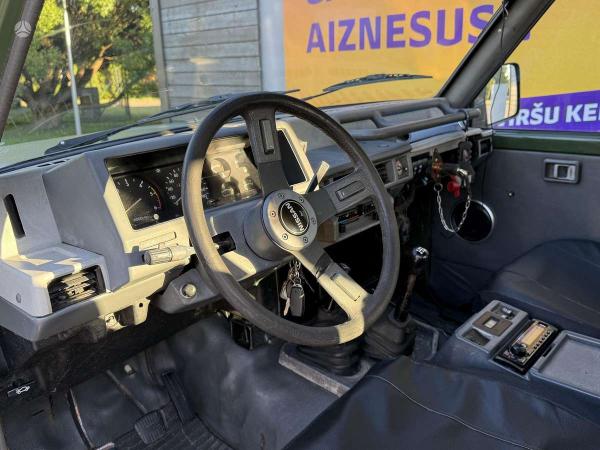 Green Nissan Patrol 1990 in Riga, with an engine capacity of 2.80 L and mileage of 227 thousand km for 14999 €, photo 9 on AUTOMOTO.COM.LV