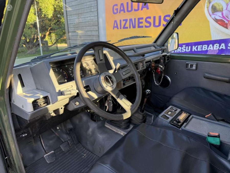 Зеленый Ниссан Патрол 1990 в Рига, объемом двигателя 2.80 л и пробегом 227 тыс. км за 14999 €, фото 11 на AUTOMOTO.COM.LV