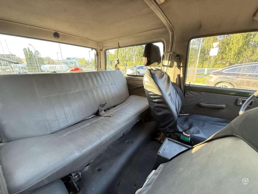 Зеленый Ниссан Патрол 1990 в Рига, объемом двигателя 2.80 л и пробегом 227 тыс. км за 14999 €, фото 20 на AUTOMOTO.COM.LV