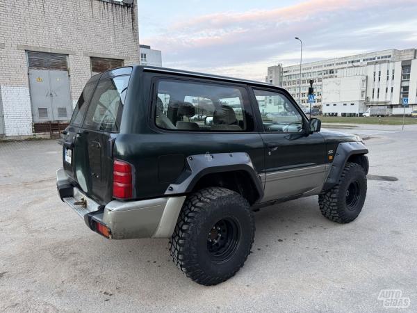 Green Nissan Patrol 1999 in Vilnius, with an engine capacity of 2.80 L and mileage of 310 thousand km for 6850 €, photo 5 on AUTOMOTO.COM.LV