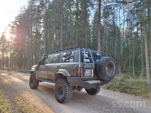 Зеленый Ниссан Патрол 1999 в Мадона, объемом двигателя 3.00 л и пробегом 347 тыс. км за 10850 €, фото 5 на AUTOMOTO.COM.LV