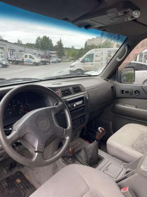 Zaļš Nissan Patrol 1999 Viļņa, ar dzinēja tilpumu 2.83 L un nobraukumu 340 tūkst. km par 7500 €, foto 7 vietnē AUTOMOTO.COM.LV