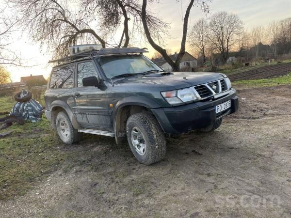 Zaļš Nissan Patrol 2001 Liepāja, ar dzinēja tilpumu 3.00 L un nobraukumu 237 tūkst. km par 5450 €, foto 1 vietnē AUTOMOTO.COM.LV
