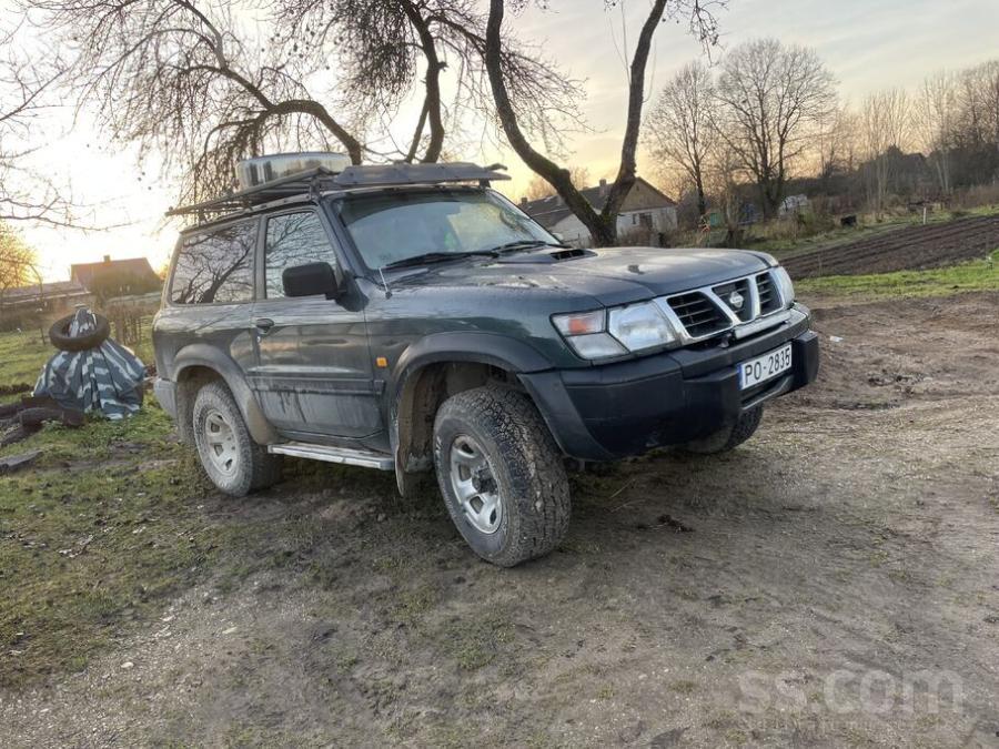 Zaļš Nissan Patrol 2001 Liepāja, ar dzinēja tilpumu 3.00 L un nobraukumu 237 tūkst. km par 5450 €, foto 1 vietnē AUTOMOTO.COM.LV