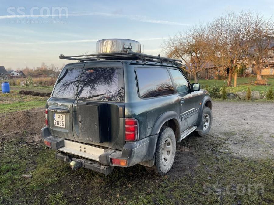 Zaļš Nissan Patrol 2001 Liepāja, ar dzinēja tilpumu 3.00 L un nobraukumu 237 tūkst. km par 5450 €, foto 4 vietnē AUTOMOTO.COM.LV