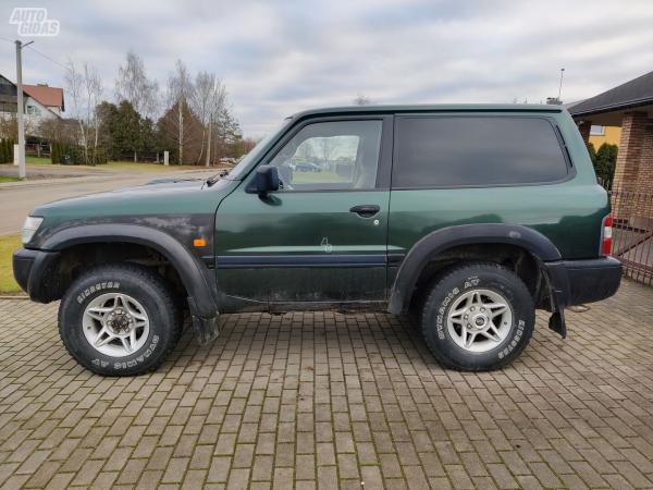 Zaļš Nissan Patrol 2001 Panevēža, ar dzinēja tilpumu 3.00 L un nobraukumu 227 tūkst. km par 4700 €, foto 1 vietnē AUTOMOTO.COM.LV