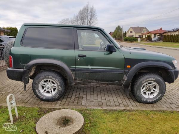 Zaļš Nissan Patrol 2001 Panevēža, ar dzinēja tilpumu 3.00 L un nobraukumu 227 tūkst. km par 4700 €, foto 3 vietnē AUTOMOTO.COM.LV