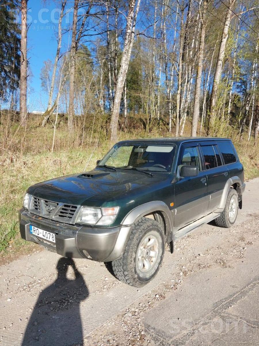 Zaļš Nissan Patrol 2002 Ogre, ar dzinēja tilpumu 3.00 L un nobraukumu 290 tūkst. km par 8800 €, foto 1 vietnē AUTOMOTO.COM.LV