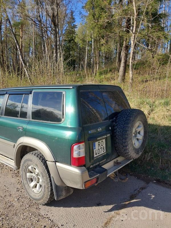 Zaļš Nissan Patrol 2002 Ogre, ar dzinēja tilpumu 3.00 L un nobraukumu 290 tūkst. km par 8800 €, foto 2 vietnē AUTOMOTO.COM.LV
