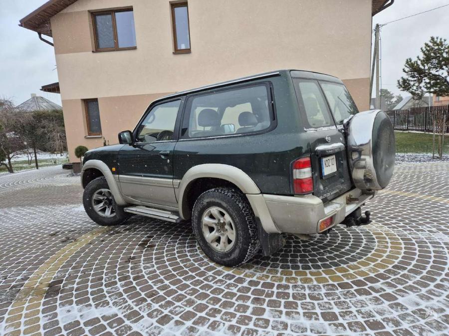 Zaļš Nissan Patrol 2003 Kėdainiai, ar dzinēja tilpumu 2.95 L un nobraukumu 198 tūkst. km par 8300 €, foto 3 vietnē AUTOMOTO.COM.LV