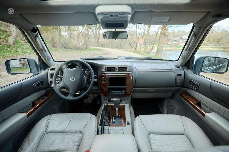 Zaļš Nissan Patrol 2004 Trakai, ar dzinēja tilpumu 2.95 L un nobraukumu 203 tūkst. km par 12700 €, foto 11 vietnē AUTOMOTO.COM.LV
