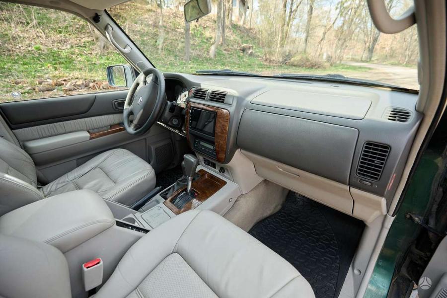 Zaļš Nissan Patrol 2004 Trakai, ar dzinēja tilpumu 2.95 L un nobraukumu 203 tūkst. km par 12700 €, foto 12 vietnē AUTOMOTO.COM.LV
