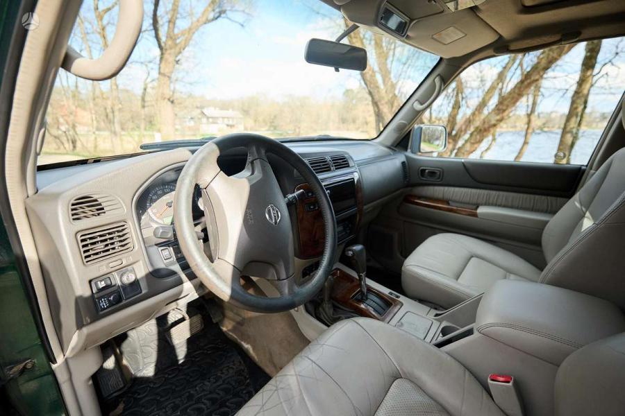 Zaļš Nissan Patrol 2004 Trakai, ar dzinēja tilpumu 2.95 L un nobraukumu 203 tūkst. km par 12700 €, foto 15 vietnē AUTOMOTO.COM.LV