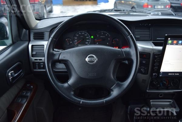 Zaļš Nissan Patrol 2005 Rīga, ar dzinēja tilpumu 3.00 L un nobraukumu 274 tūkst. km par 7900 €, foto 7 vietnē AUTOMOTO.COM.LV