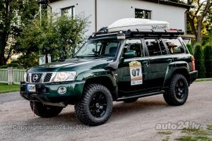 Зеленый Ниссан Патрол 2006 в Таллин, объемом двигателя 3.00 л и пробегом 250 тыс. км за 18900 €, фото  на AUTOMOTO.COM.LV