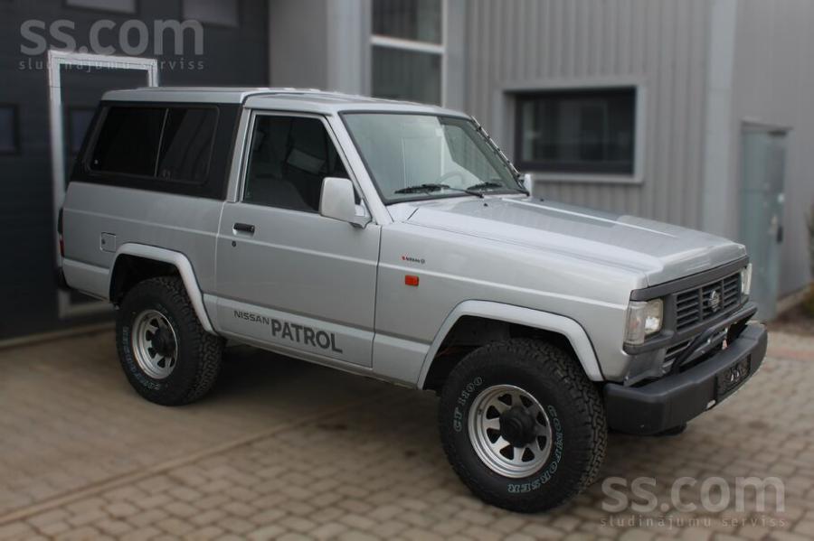 Pelēks Nissan Patrol 1991 Bauska, ar dzinēja tilpumu 2.50 L un nobraukumu 142 tūkst. km par 18900 €, foto 9 vietnē AUTOMOTO.COM.LV