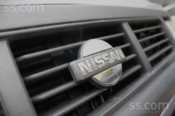 Pelēks Nissan Patrol 1991 Bauska, ar dzinēja tilpumu 2.50 L un nobraukumu 142 tūkst. km par 18900 €, foto 10 vietnē AUTOMOTO.COM.LV