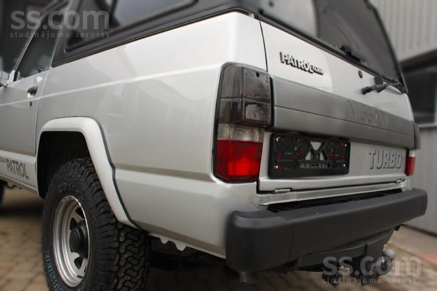 Pelēks Nissan Patrol 1991 Bauska, ar dzinēja tilpumu 2.50 L un nobraukumu 142 tūkst. km par 18900 €, foto 16 vietnē AUTOMOTO.COM.LV