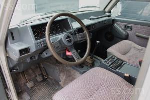 Pelēks Nissan Patrol 1991 Bauska, ar dzinēja tilpumu 2.50 L un nobraukumu 142 tūkst. km par 18900 €, foto 18 vietnē AUTOMOTO.COM.LV