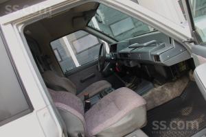 Pelēks Nissan Patrol 1991 Bauska, ar dzinēja tilpumu 2.50 L un nobraukumu 142 tūkst. km par 18900 €, foto 20 vietnē AUTOMOTO.COM.LV